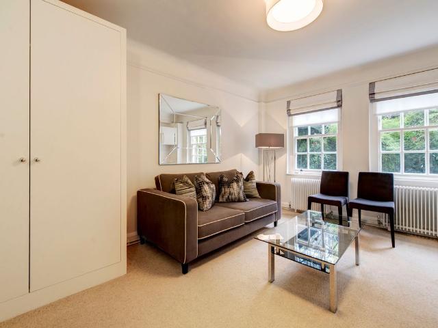 Fulham Road, London SW3, Studio to rent, £2,383 pcm | PrimeLocation