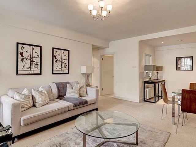 Fulham Road, London SW3 2 bed apartment to rent £4,441 pcm £1,025 pw