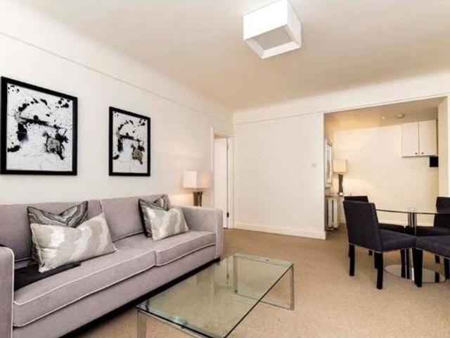 Fulham Road, London SW3, 2 bed flat to rent, £4,095 pcm | PrimeLocation