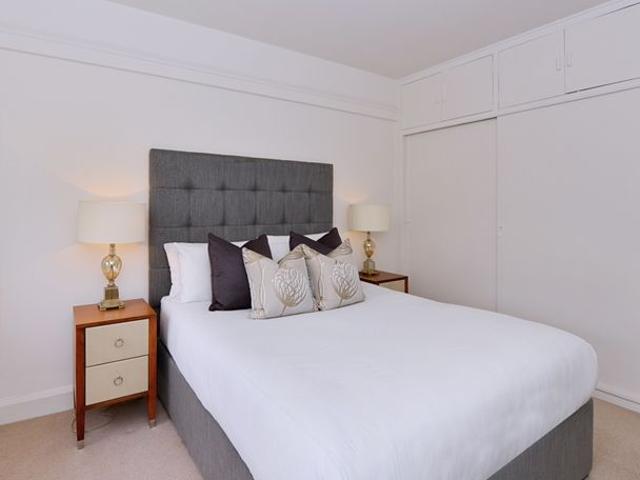Fulham Road, London SW3, 2 bed flat to rent, £4,030 pcm | PrimeLocation