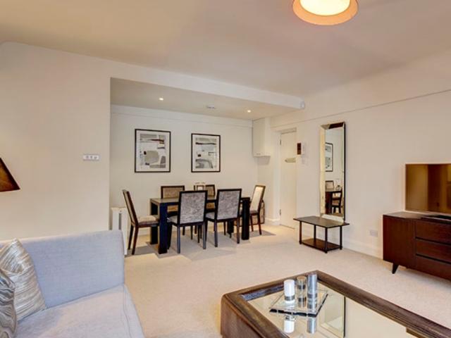 Fulham Road, London SW3, 2 bed flat to rent, £4,550 pcm | PrimeLocation