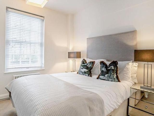 Fulham Road, London SW3, 2 bed flat to rent, £4,550 pcm | PrimeLocation