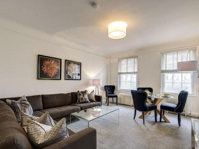 Fulham Road, London SW3, 2 bed flat to rent, £4,767 pcm | PrimeLocation