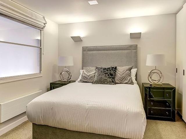 Fulham Road, London SW3, 2 bed flat to rent, £5,633 pcm | PrimeLocation
