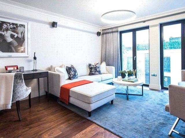 Fulham Road, London SW3, 2 bed flat to rent, £6,001 pcm | PrimeLocation