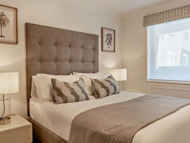 Fulham Road, London SW3, 2 bed flat to rent, £3,900 pcm | PrimeLocation