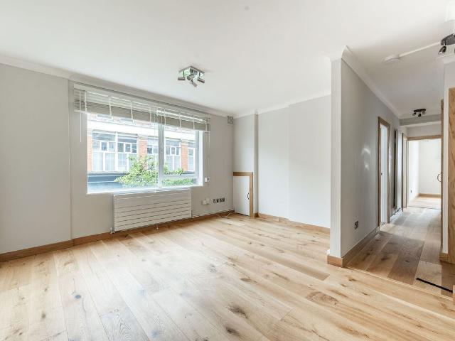 Fulham Road, South Kensington, London SW10, 2 bed flat to rent, £3,250 pcm | PrimeLocation