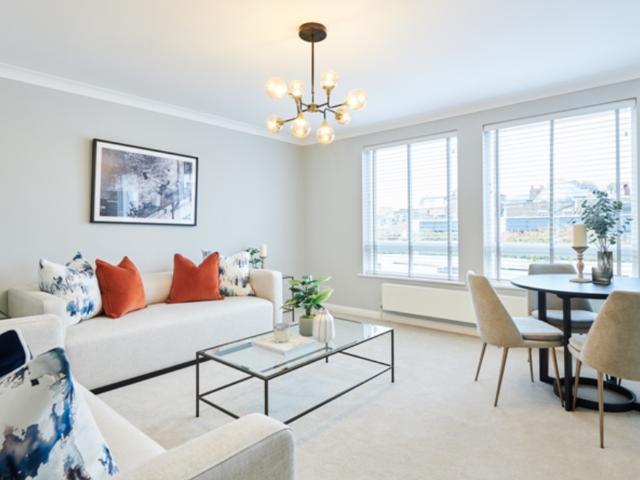 Fulham Road, South Kensington, London SW3, 2 bed flat to rent, £4,593 pcm | PrimeLocation