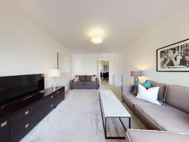 Fulham Road, South Kensington, SW3 6SH, London