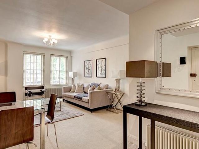 Fulham Road, South Kensington, SW3 2 bed flat to rent £4,550 pcm £1,050 pw