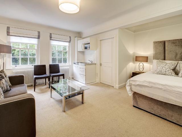 Fulham Road, South Kensington SW3, Studio to rent, £2,383 pcm | PrimeLocation