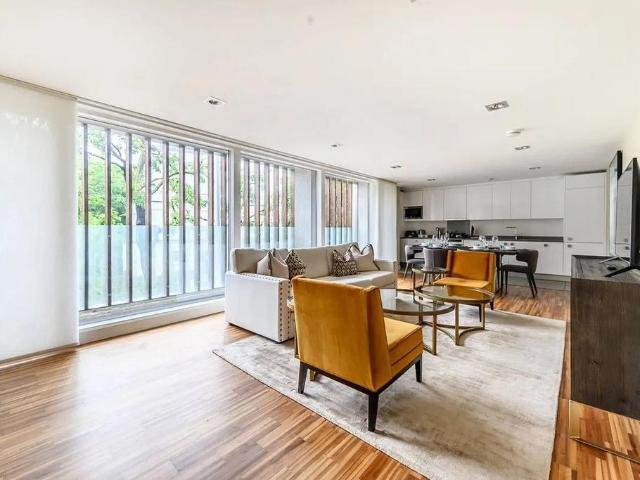 Fulham Road, SW3 2 bed apartment to rent £5,850 pcm £1,350 pw