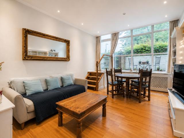 Fulham Road, SW6 1 bed apartment to rent £2,300 pcm £531 pw