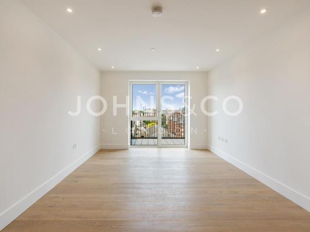 Fulham Reach, Hammersmith, London W6, 2 bed flat to rent, £4,500 pcm | PrimeLocation