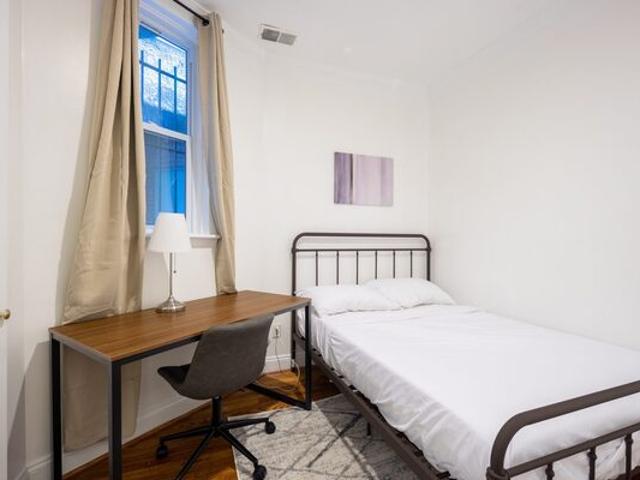 Full bedroom in 3 bed/1 bath home in Adams Morgan #1480 B