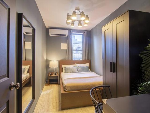 Full bedroom in 3 bed/1 bath home in Chinatown #267 A