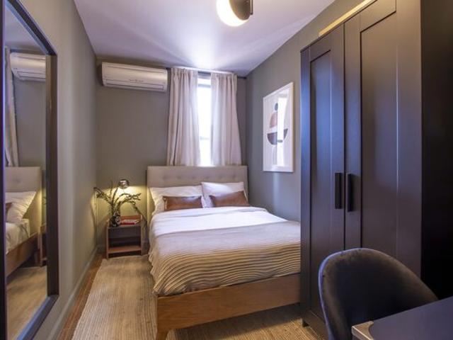 Full bedroom in 3 bed/1 bath home in Chinatown #269 A