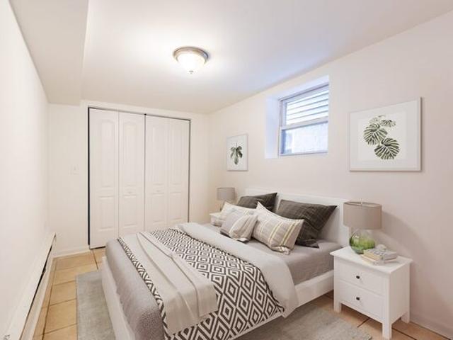 Full bedroom in 3 bed/1 bath home in Logan Square #1671 A
