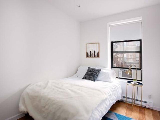 Full bedroom in 3 bed/2 bath home in Central Harlem #1872 C