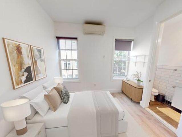 Full bedroom in 3 bed/2 bath home in Greenpoint #1736 B