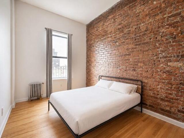 Full bedroom in 2 bed/1 bath home in Crown Heights #1327 A