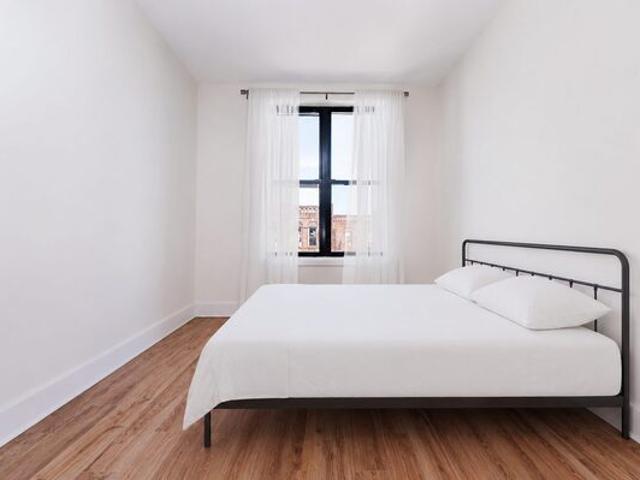 Full bedroom in 2 bed/2 bath home in Crown Heights #1836 B