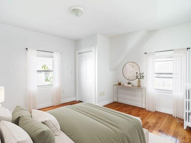 Full bedroom in 7 bed/2 bath home in Brighton #1517 F