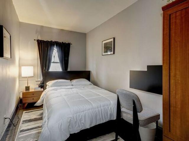 Full bedroom in 7 bed/3.5 bath home in Woodley Park #115 3B