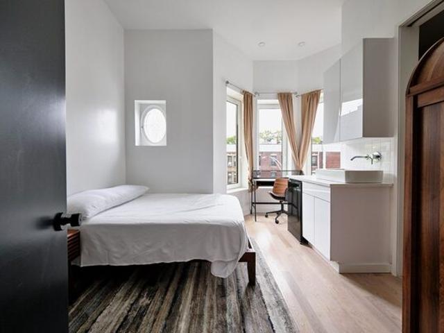 Full bedroom in 4 bed/4 bath home in Ditmas Park #1895 A