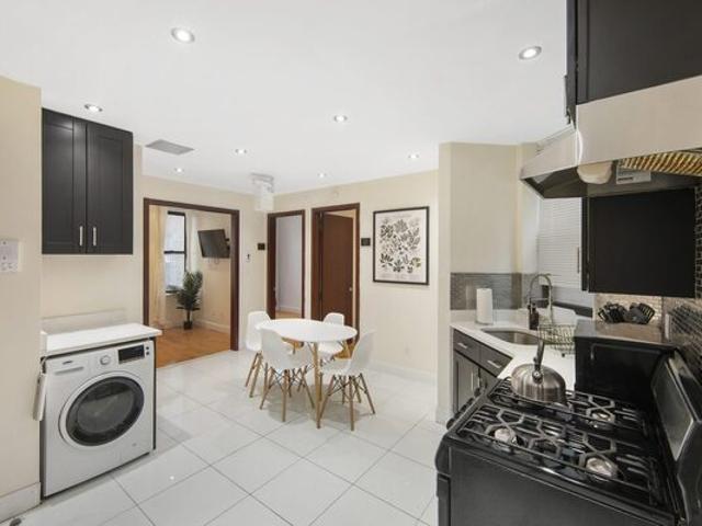 Full bedroom in 4 bed/1 bath home in Upper West Side #791 C