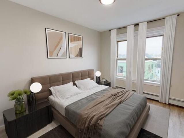 Full bedroom in 4 bed/1 bath home in Allston #1421 D