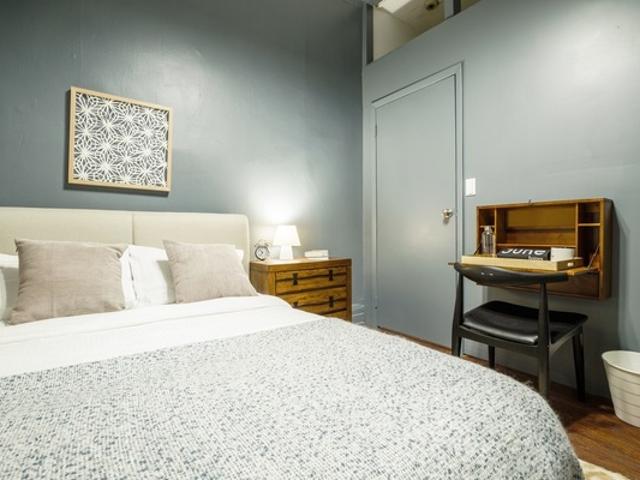 Full bedroom in 4 bed/1 bath home in Chelsea #146 B