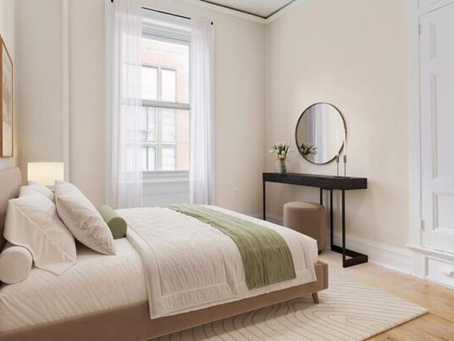 Full bedroom in 4 bed/1 bath home in Chelsea #1606 B