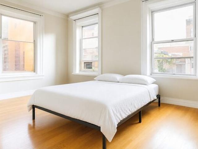 Full bedroom in 4 bed/1 bath home in Chelsea #1606 D
