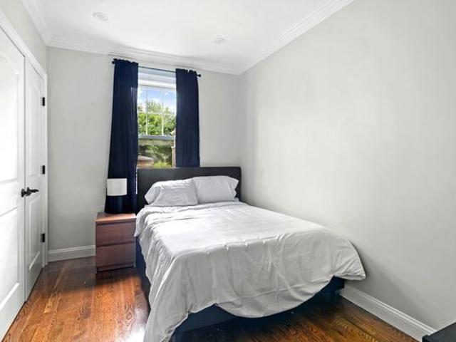 Full bedroom in 4 bed/1.5 bath home in Brighton #569 A