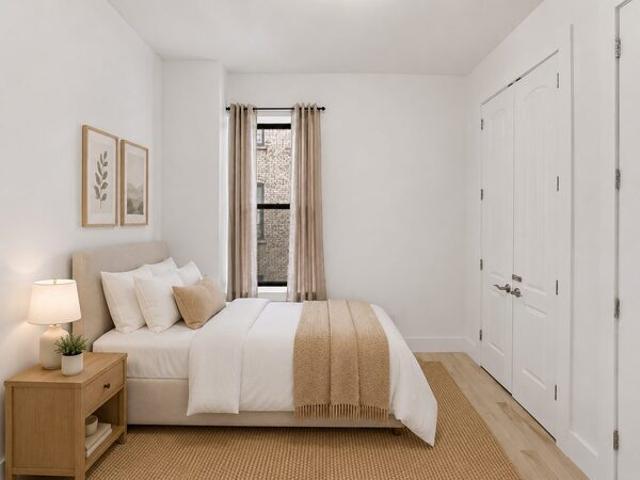 Full bedroom in 4 bed/2 bath home in West Harlem #446 B