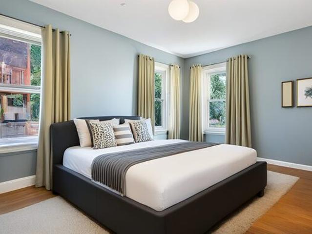 Full bedroom in 4 bed/2 bath home in Allston #421 D