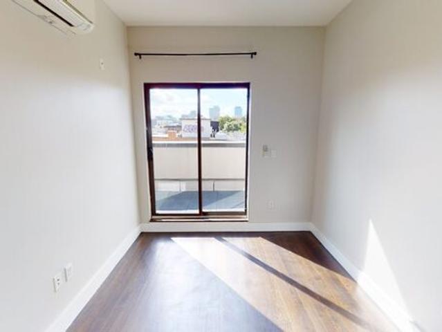 Full bedroom in 4 bed/2 bath home in Bedford Stuyvesant #1563 C