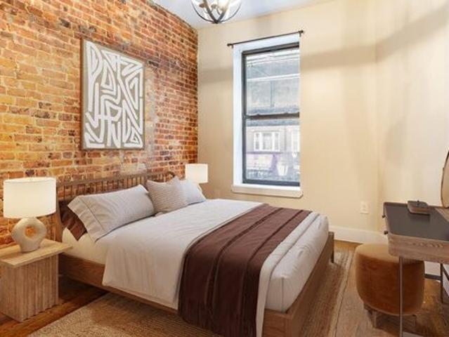 Full bedroom in 4 bed/2 bath home in Bushwick #1627 A