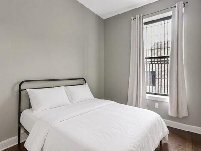Full bedroom in 4 bed/2 bath home in Crown Heights #836 D
