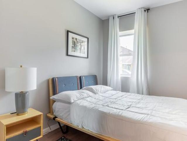 Full bedroom in 4 bed/2 bath home in Flatbush #1646 A