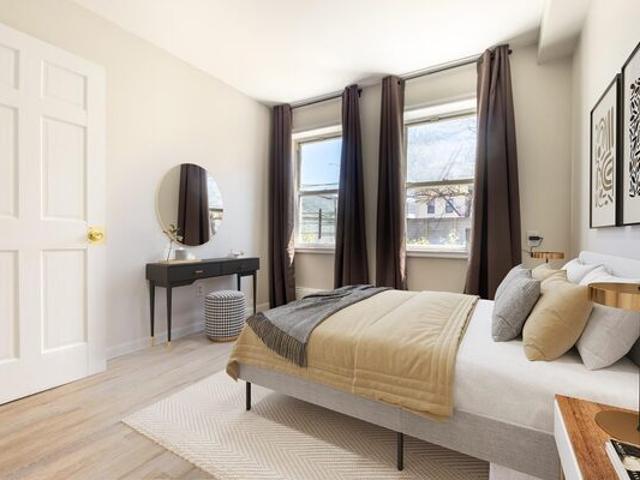 Full bedroom in 4 bed/3 bath home in Fort Greene #1078 A