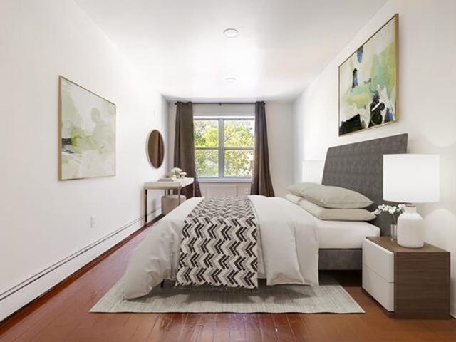 Full bedroom in 4 bed/3 bath home in Fort Greene #1078 B