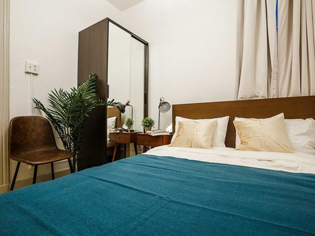 Full bedroom in 5 bed/1 bath home in Hell's Kitchen #183 B