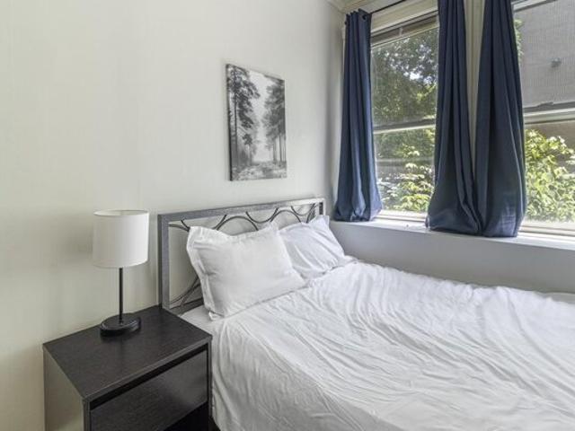 Full bedroom in 5 bed/2 bath home in Brighton #1303 B
