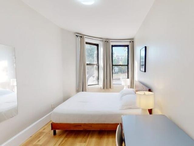 Full bedroom in 5 bed/2 bath home in Brighton #1403 D