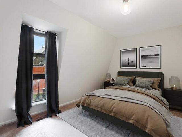 Full bedroom in 5 bed/2 bath home in Logan Circle #416 2A