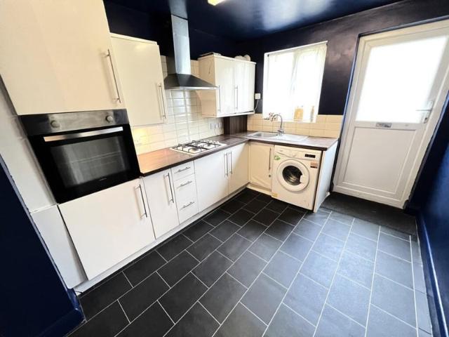 Full House for Rent 10 Walk from Barking Station