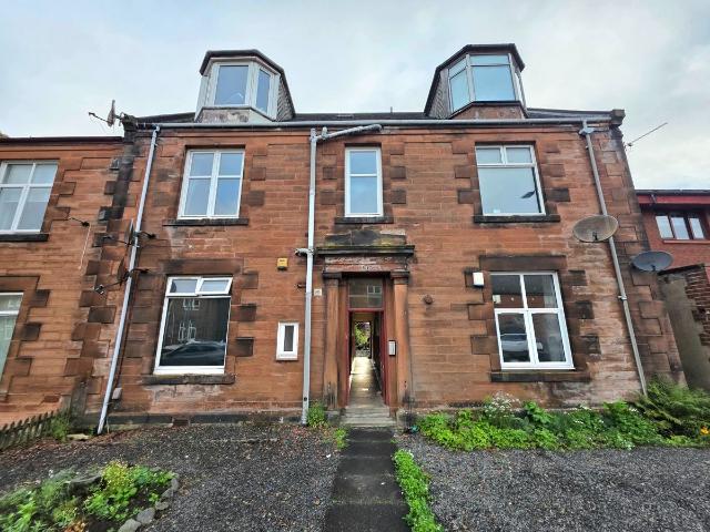 Fullarton Street, Kilmarnock, East Ayrshire KA1, 2 bed flat to rent, £700 pcm | PrimeLocation