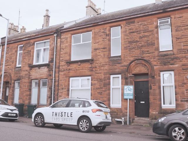 Fullarton Street, Kilmarnock KA1, 2 bed flat to rent, £700 pcm | PrimeLocation